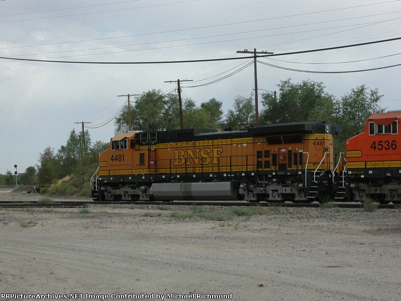 BNSF 4481